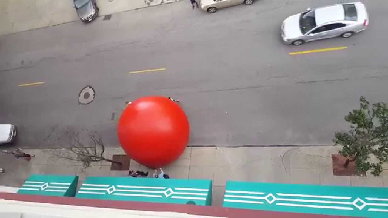 full uncut - 250 lb redball on the loose in downtown Toledo, OH - YouTube