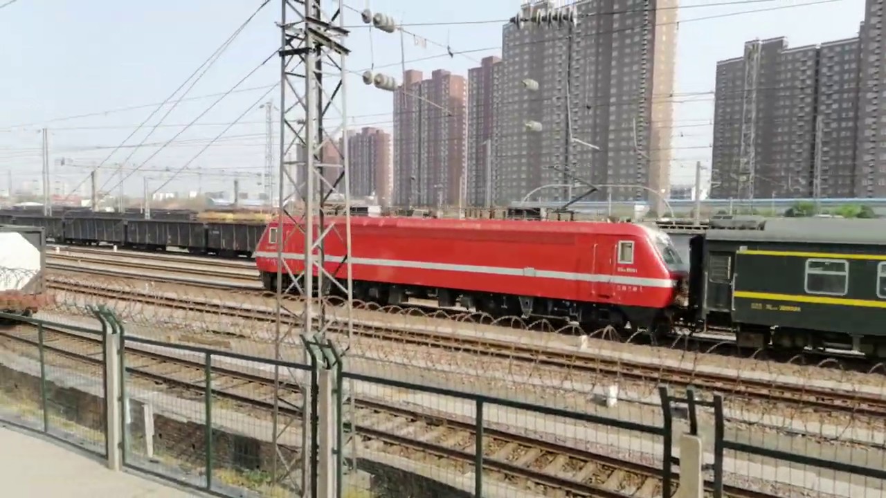 SS7E0061牵引Z274次列车 - YouTube