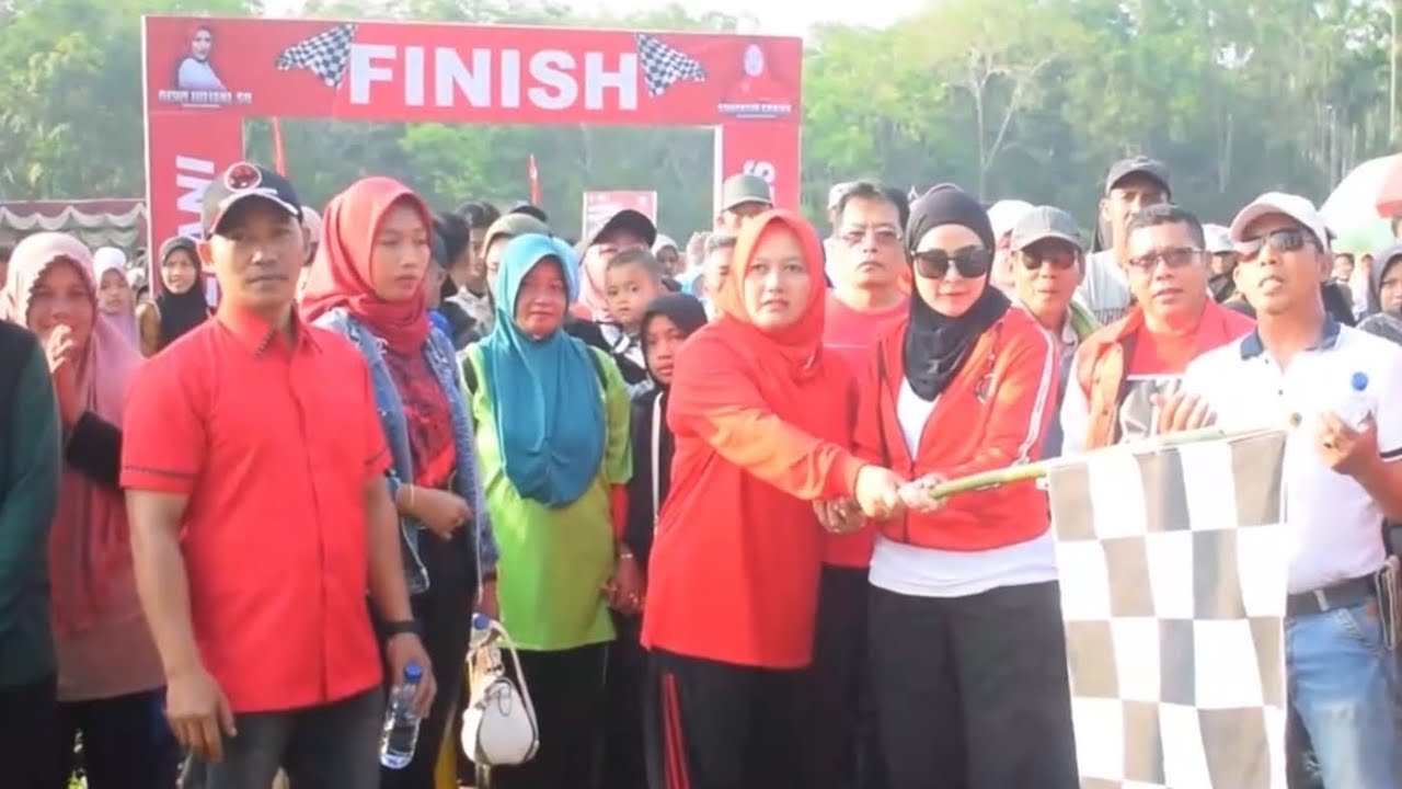 Gelar Jalan Sehat di Rangsang Barat, Caleg DPR RI Dewi Juliani Serukan ...