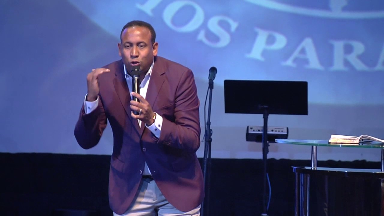 Pastor Juan Carlos Harrigan - YouTube