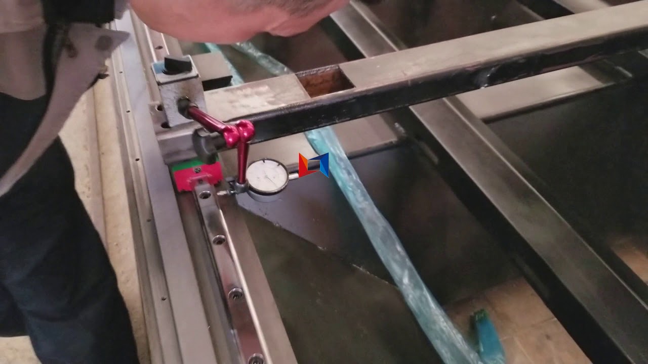 Dial indicator measuring guide rail parallelism - YouTube