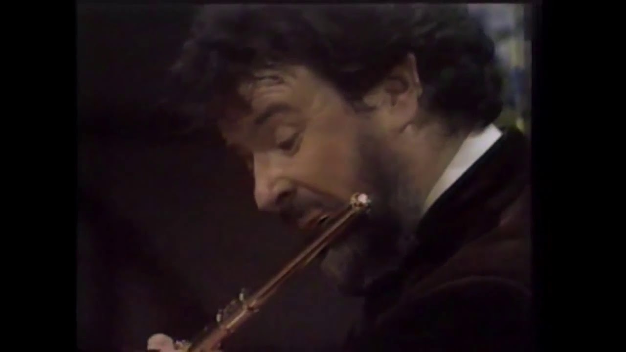 Bach Trio Sonata BWV 1079 with Sir James Galway, Kyung-Wha Chung, Phillip Moll, and Moray Welsh ...