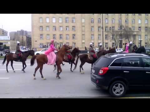 Bakida deve karvani.torpaq cersenbesi