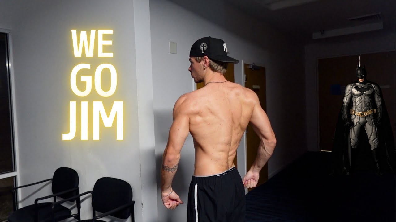 BECOMING BATMAN (gym vlog) - YouTube