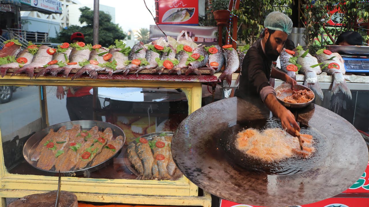 PESHAWARI TAWA FISH FRY IN ISLAMABAD | PAKISTAN STREET FOOD | - YouTube
