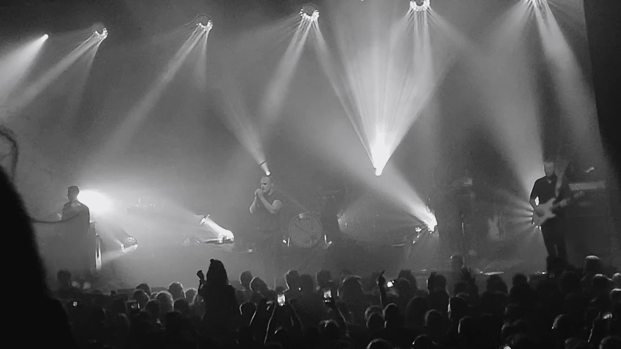 Coma - Spadam (Kraków 16.11.2019) - YouTube