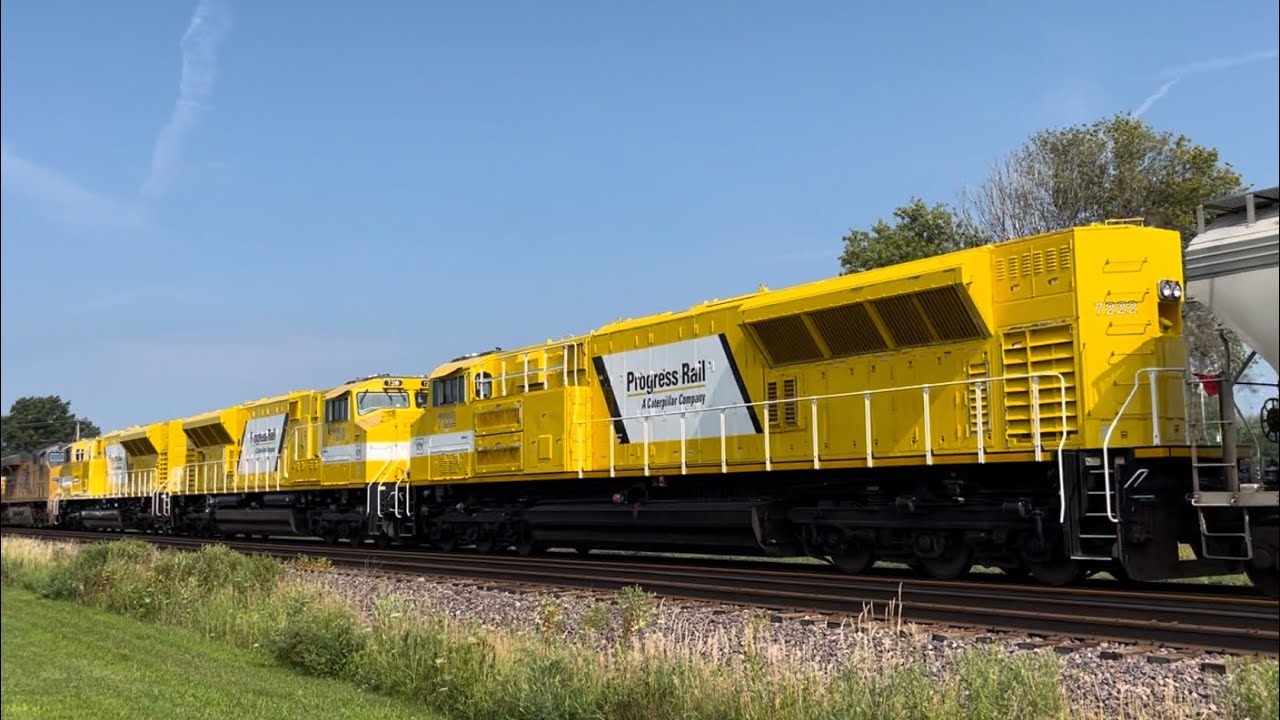 Three Yellow Progress Rail SD70ACe-T4 Locomotives Trail On UP MPRMT On ...