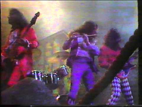 Jose Carlos Molina --ÑU No hay Ningún loco videoclip Tv