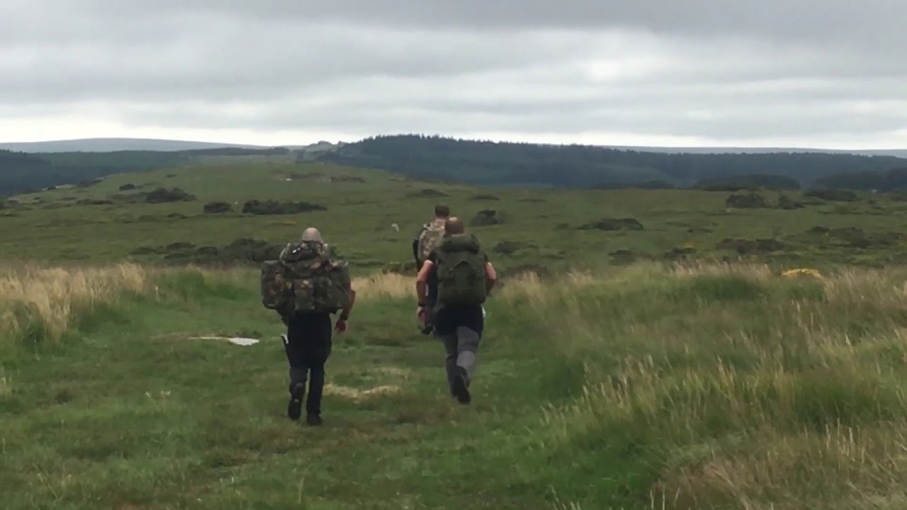 Elite Outdoor fitness- Commando 30 miler recce and training - YouTube