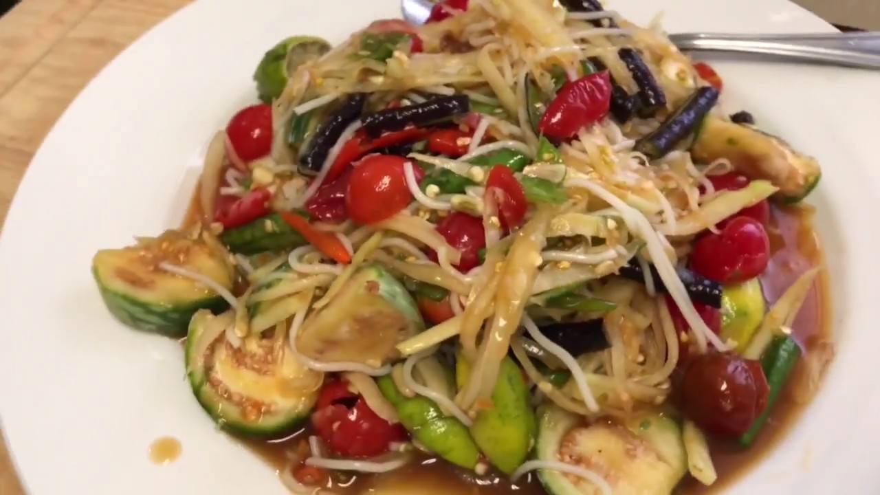 How to make thum mak hoong/Naly’s Lao kitchen. - YouTube