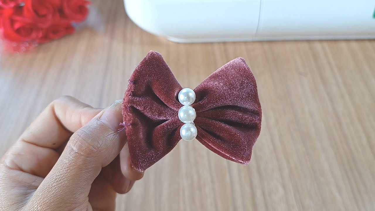 very cute idea/very easy to make hair clips with elastic fabric at home ...