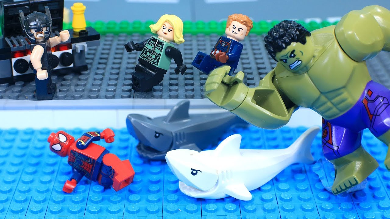 Lego Swimming Pool HULK Saves Avengers from Crazy Shark - YouTube