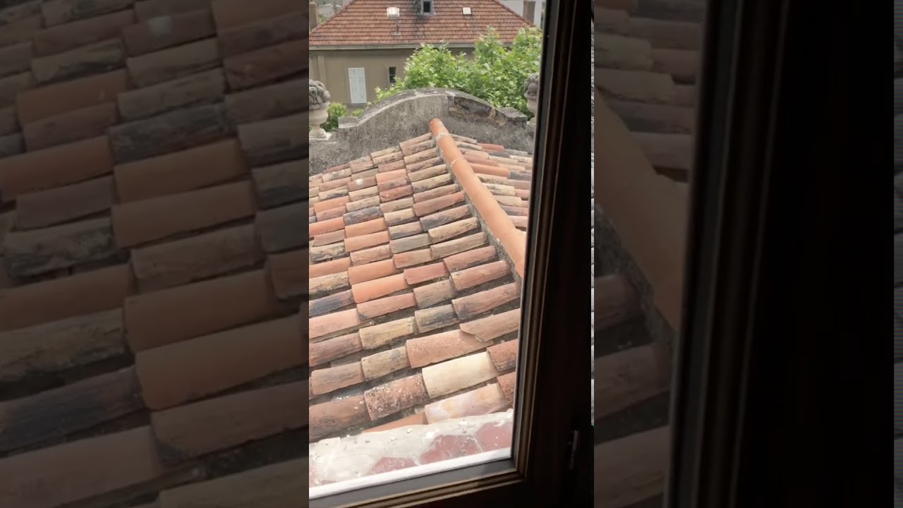 LE CHANTIER: Les menuiseries. - YouTube