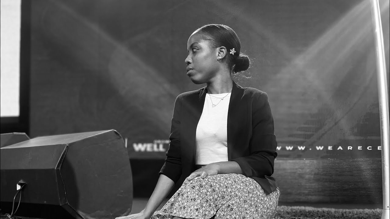 I look to you Whitney Houston cover by Bella Raee - YouTube