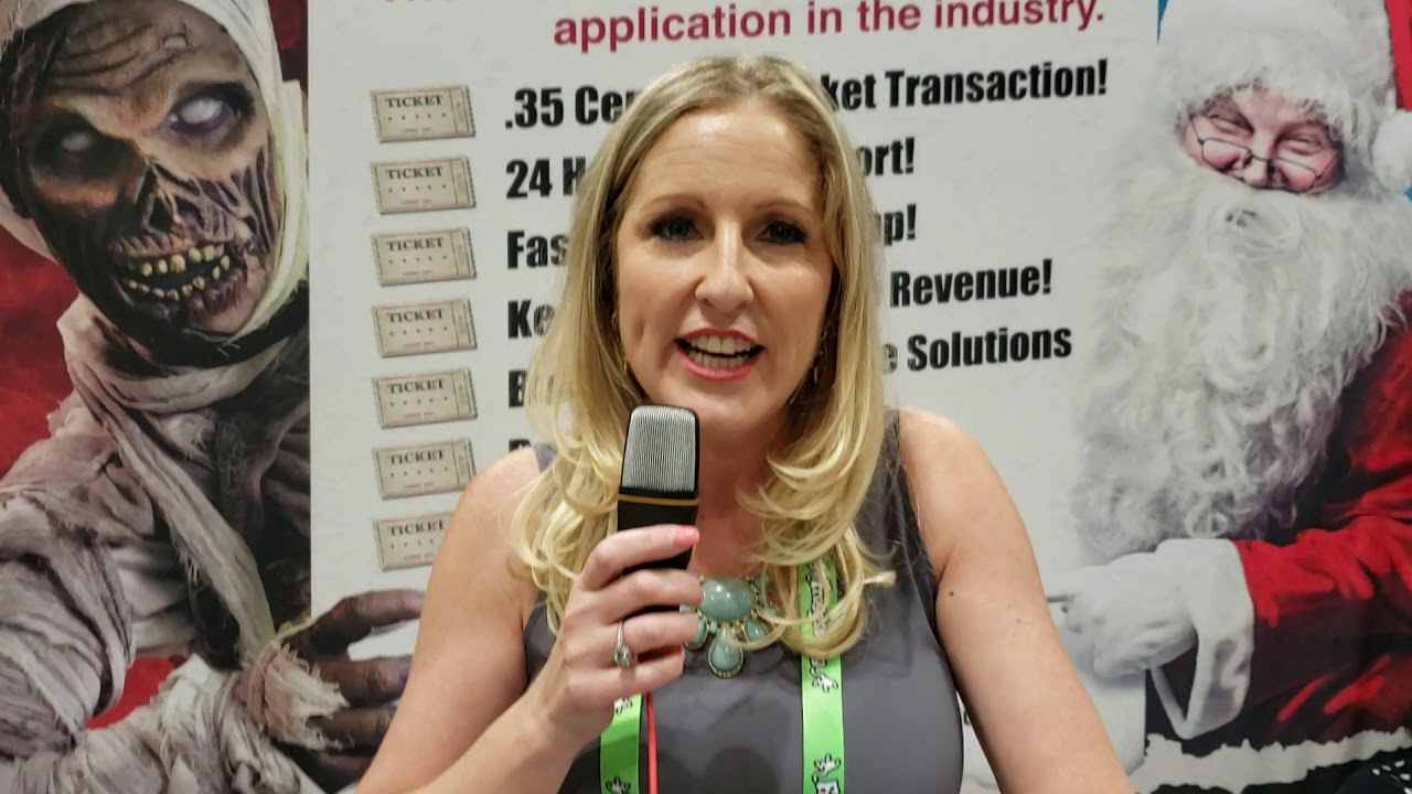 Patti from Fear Ticket/Hauntworld at Midwest Haunters Convention 2019 ...