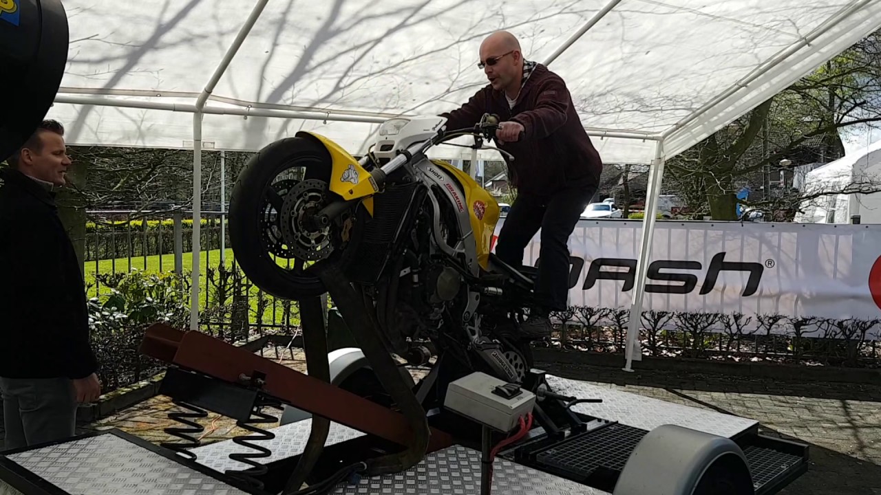 Wheelie simulator - Leende Nederland - YouTube