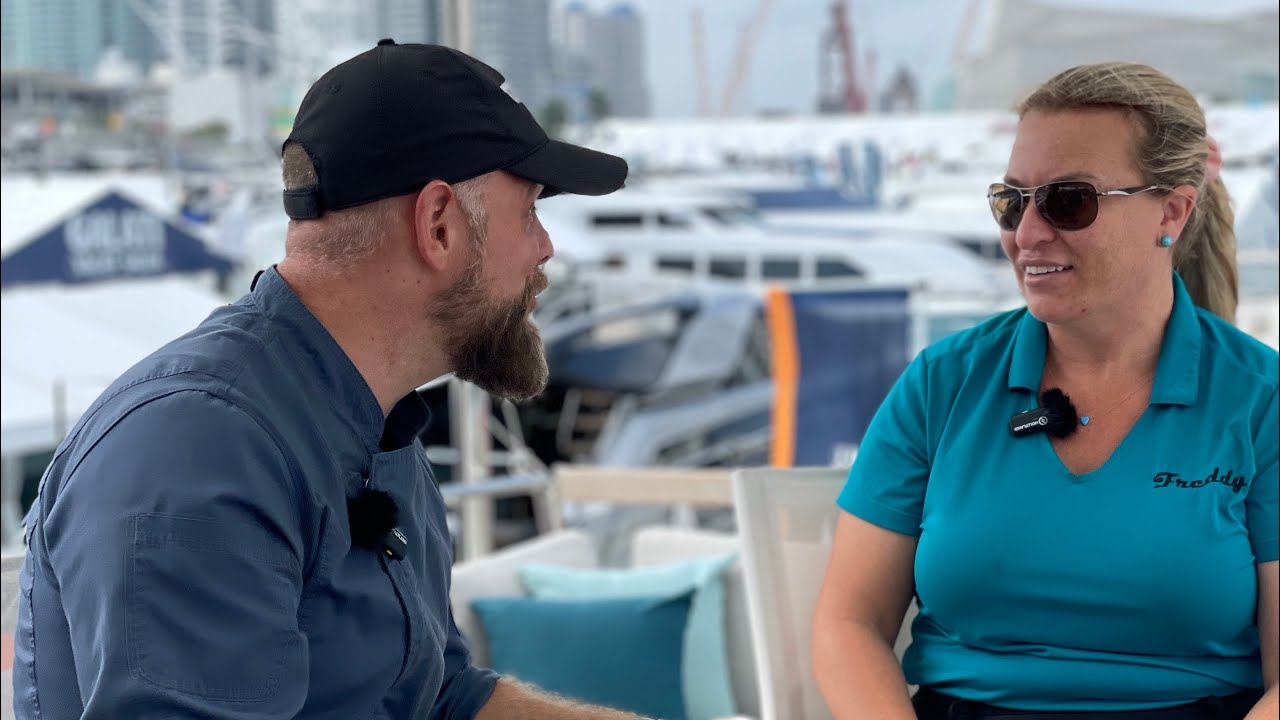 Chef Danny Davies & Captain Kelly Gordon catch up at the Miami Boat ...