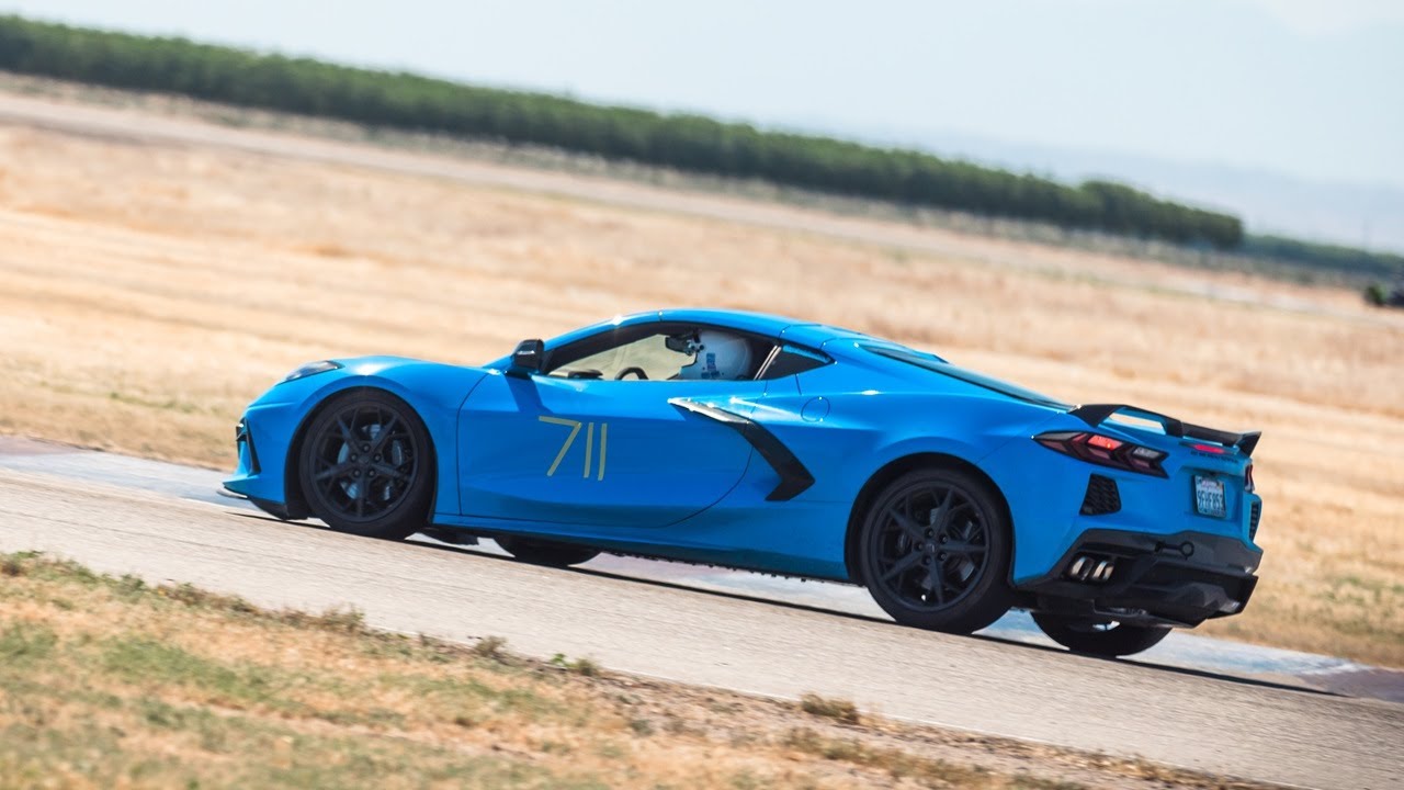 C8 Corvette Buttonwillow 13 CW - YouTube