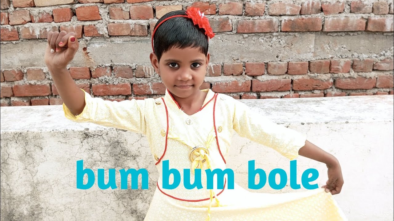 Bum Bum Bole Song Dance For Mini Cute Girl 😍 #TEETUDANCER027 - YouTube