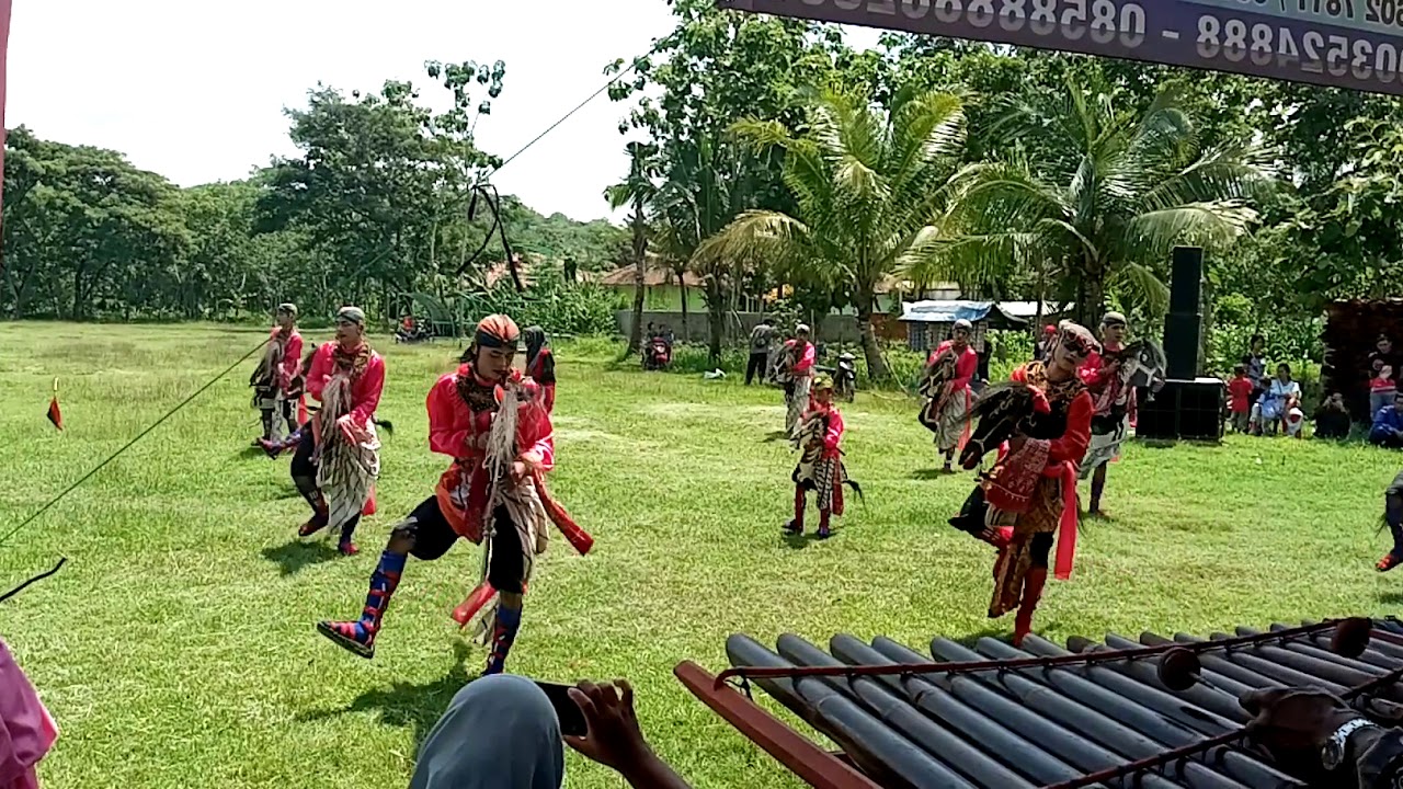 Seni kuda kepang MEGA PERKASA cipari 02 january 2020 - YouTube