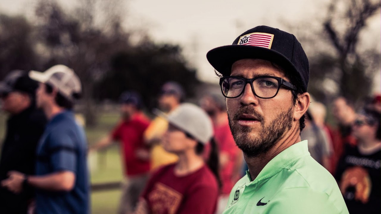 Eric Oakley and Tina Stanaitis answer your disc golf questions - YouTube