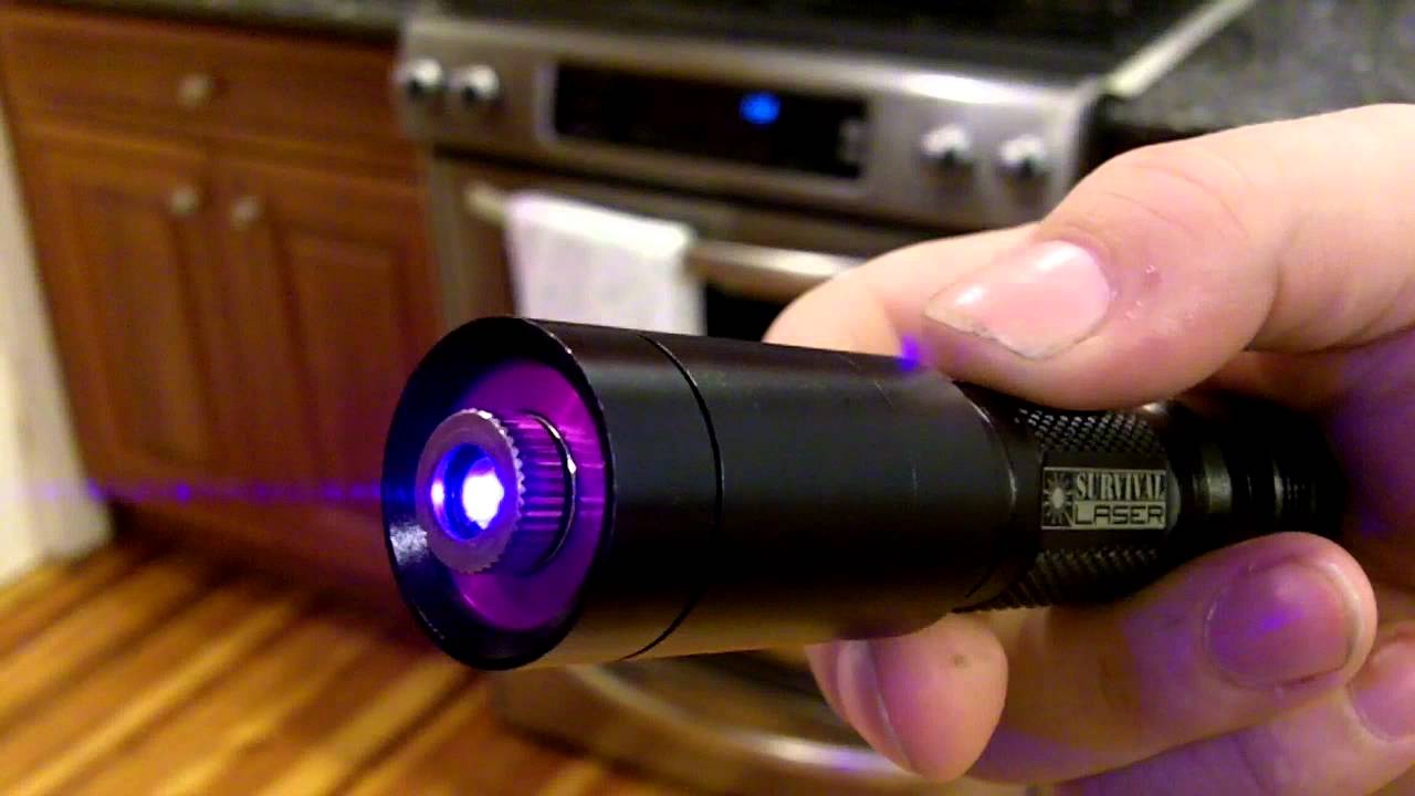 700mW 12x 405nm SL-V "Survival Laser-Violet" Laser Pointer - YouTube