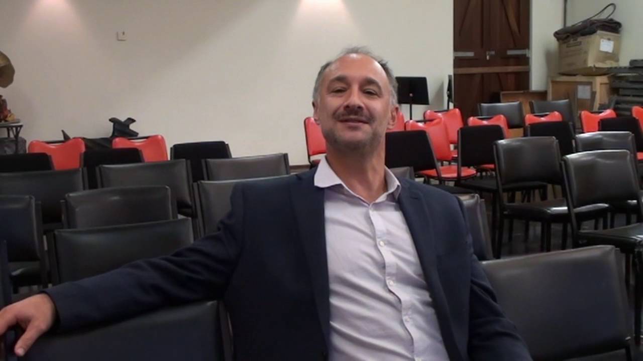 The Elixir of Love. Meet The Artists - Jose Carbo - YouTube