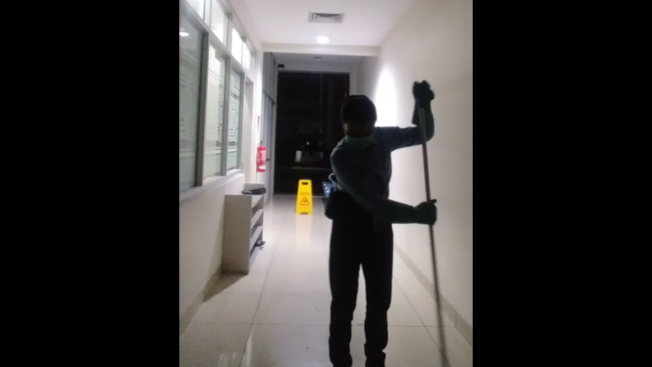 Materi Pelatihan Damp Mopping Menggunakan Kentucky Mop #basiccleaning # ...