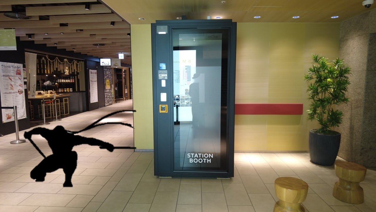 [Mysterious Capsule Room] I sneaked into a mysterious capsule room at a ...