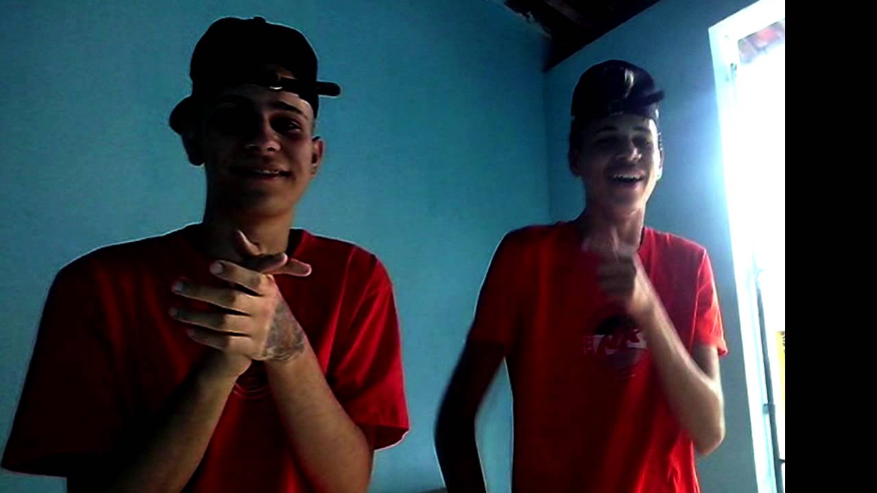 MC Vam e MC Igor Chavoso - Primeiro MEDLEY 2015 - YouTube