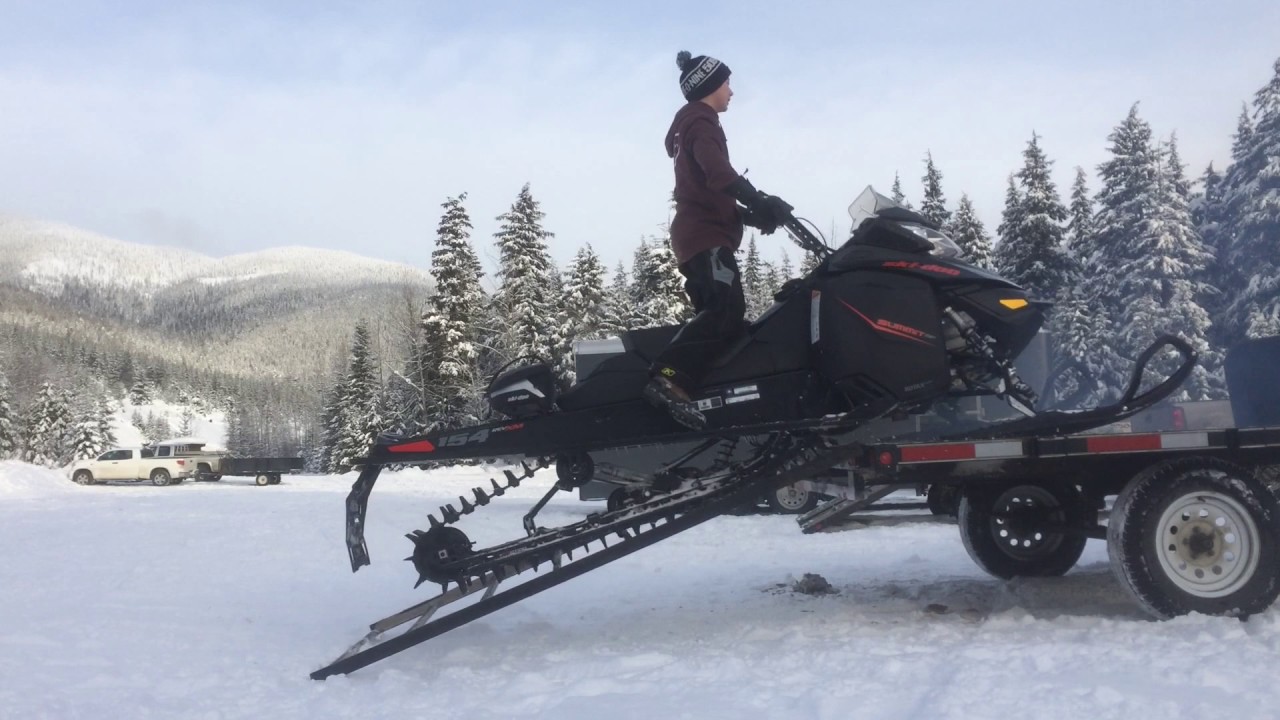 sledding in Valemount BC - YouTube