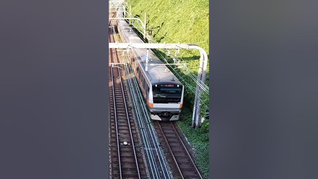 E233-0を上から見る - YouTube