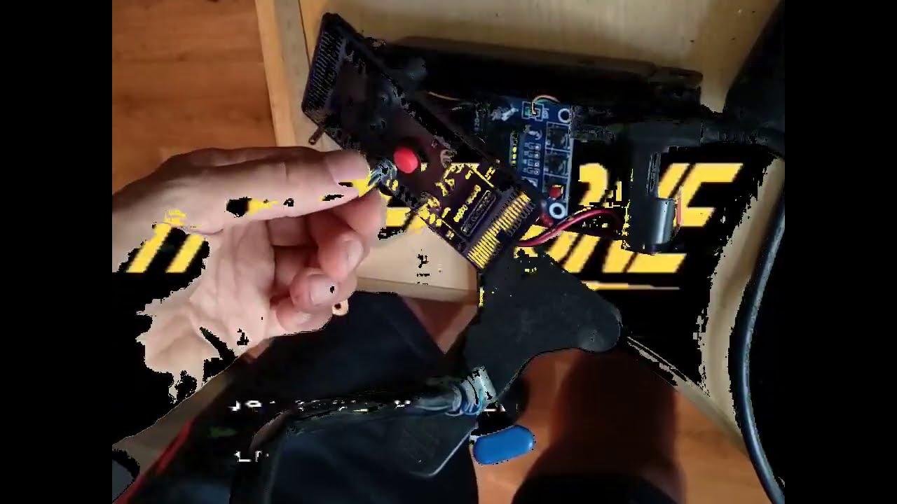 Sample Bender - Ruler bending by Psychiceyeclix - YouTube