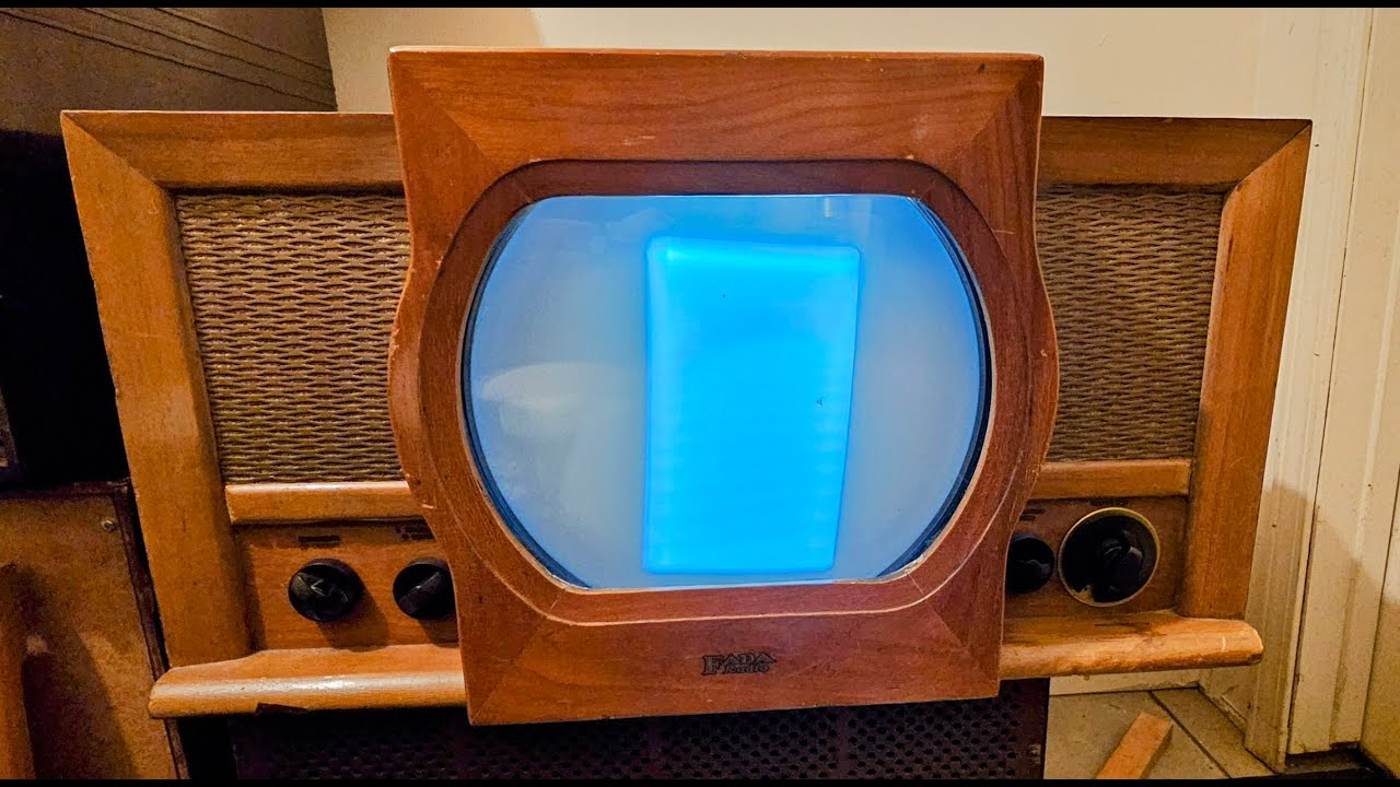 1946 Fada TV-125 Tube TV Finally Working - YouTube