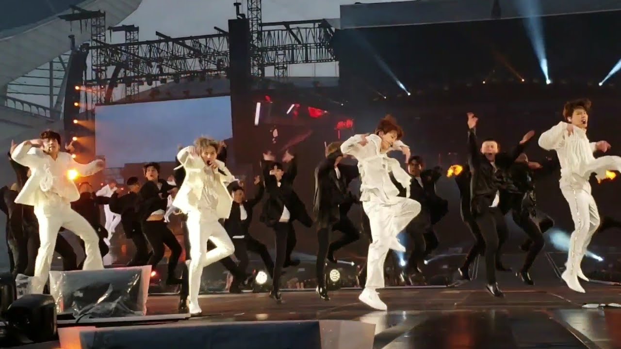 190511 Not Today @ BTS 방탄소년단 Speak Yourself Tour in Soldier Field ...