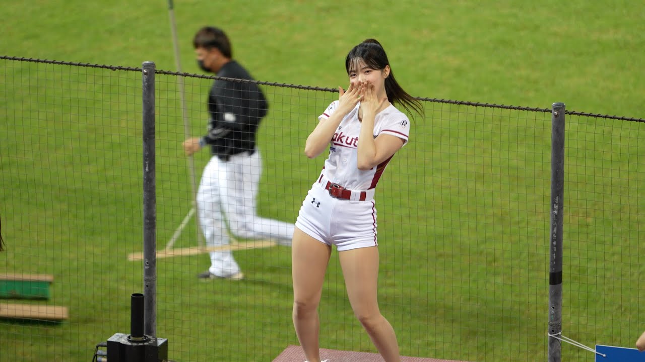 [4k60p] 230525 이다혜 (Lee DaHye 李多慧) Cheerleader fancam Rakuten Girls # ...