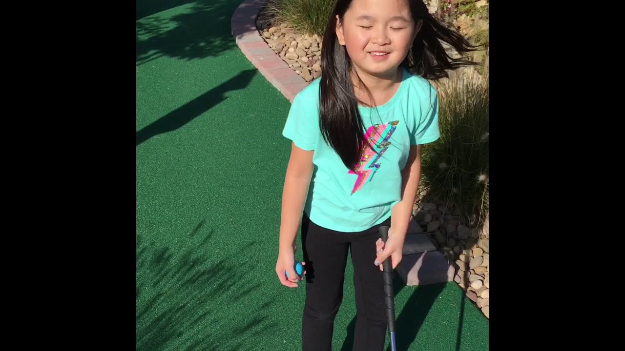 Anna and Kennedy at Mountain Run Mini Golf in Fallston, MD - YouTube