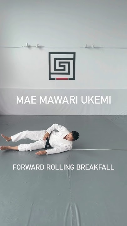 Guide to do JUDO ROLLING BREAKFALL, MAE MAWARI UKEMI - YouTube