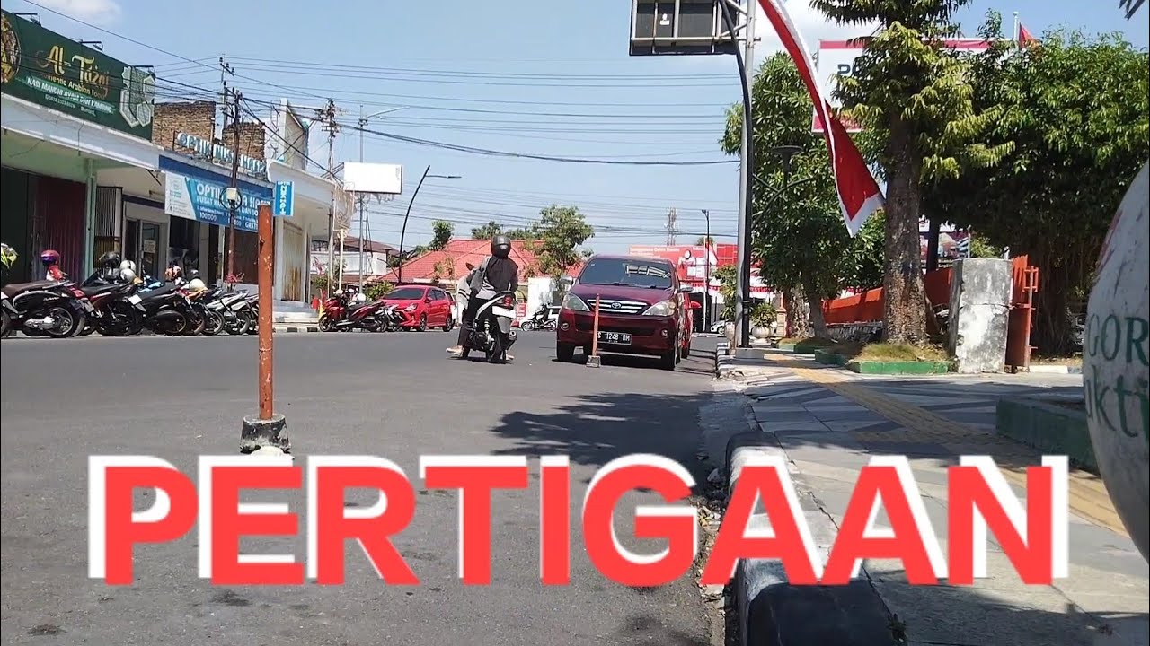Journey PERTIGAAN JALAN TRUNOJOYO - YouTube