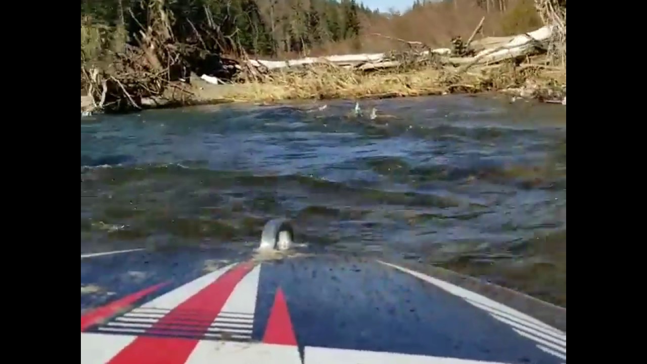 Mini Jet Boats Jump Log Jam - YouTube