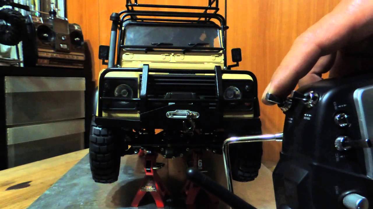RC4WD Defender D90 + ob1 3.1 +Futaba T8FG - YouTube