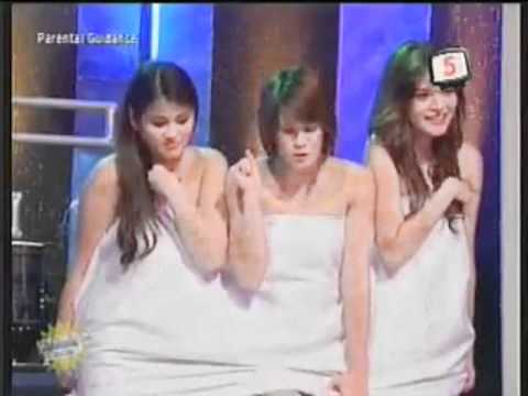 Bela Padilla Lokomoko High Wow Legs 112209 - YouTube