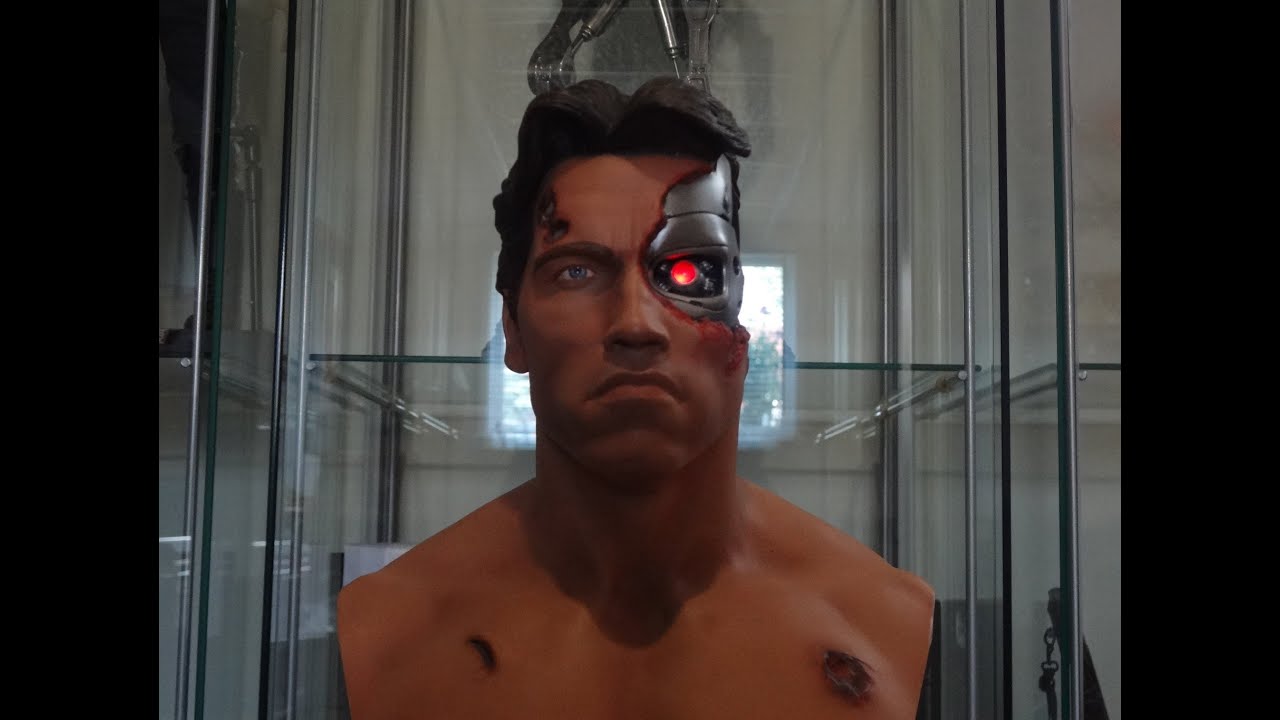 1984 Terminator Genisys Battle Damaged 1:2 Scale Bust Chronicle ...