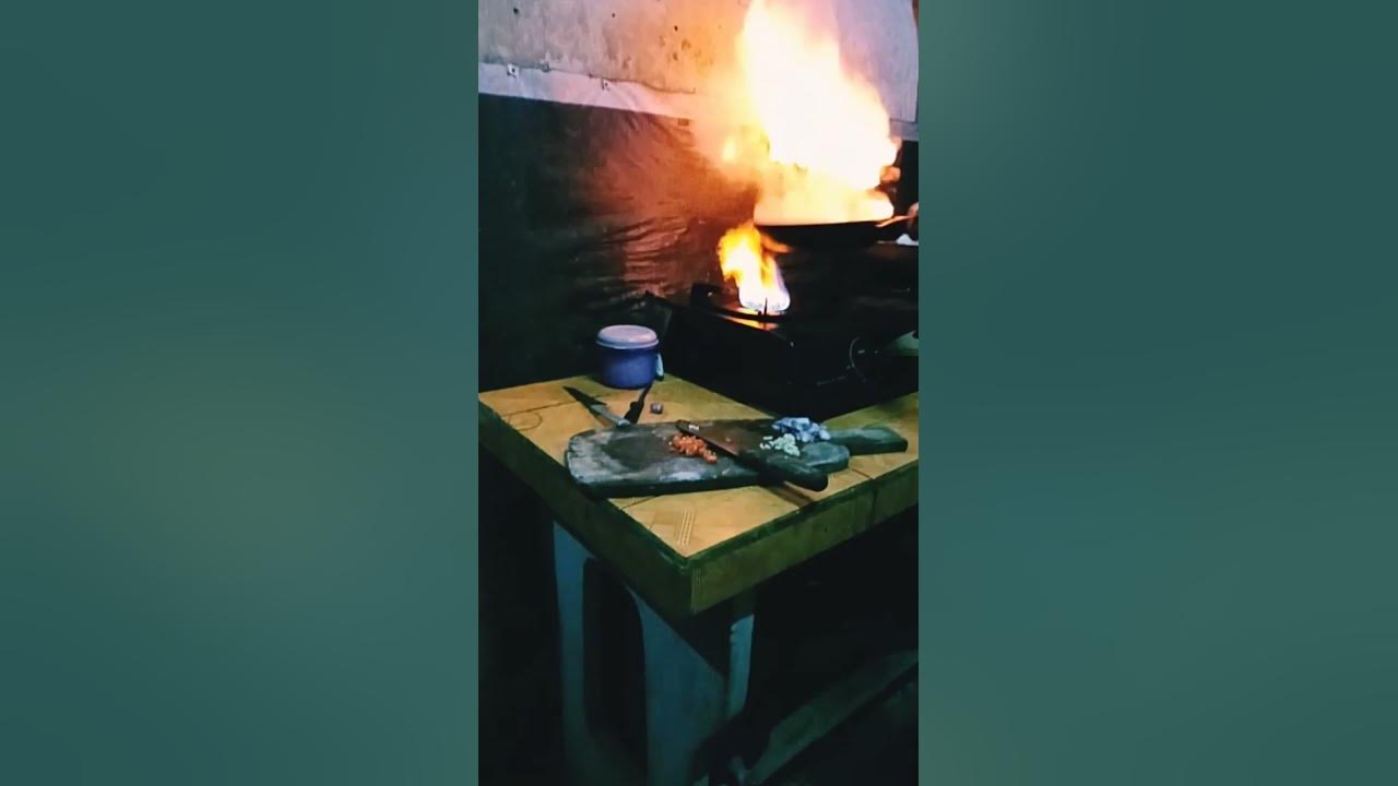 Bermain Apiv Youtube