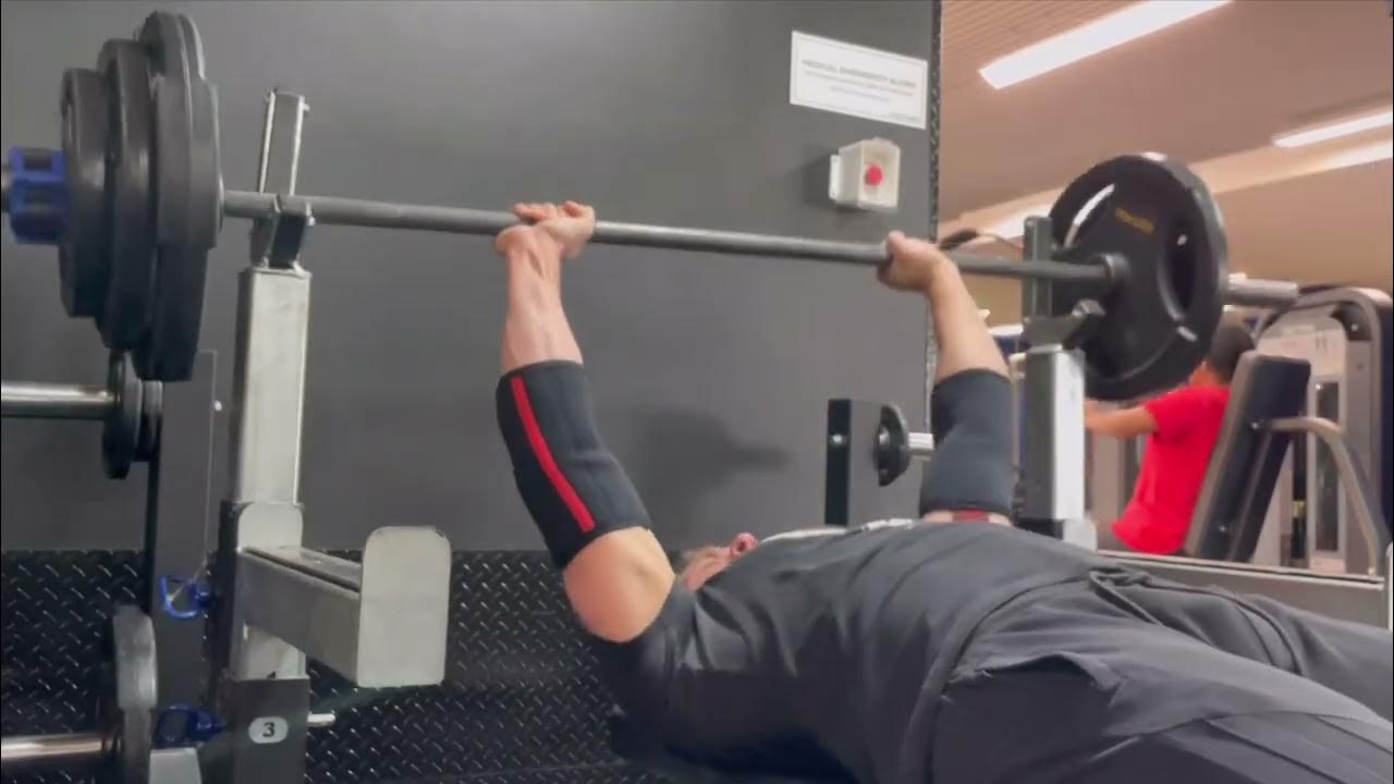 Block 3, Week 10, Day 4, Close grip bench, 90kg 2x8 - YouTube