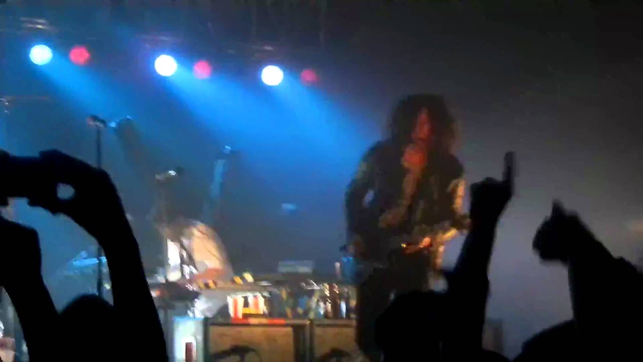 Vampire Money by My Chemical Romance LIVE - YouTube