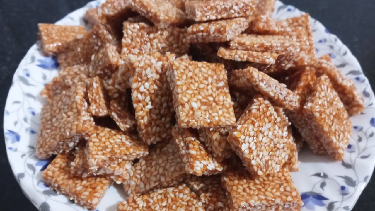 Til Chikki |Seasme Chikki |Til Gajak With perfect measurement,tips and ...