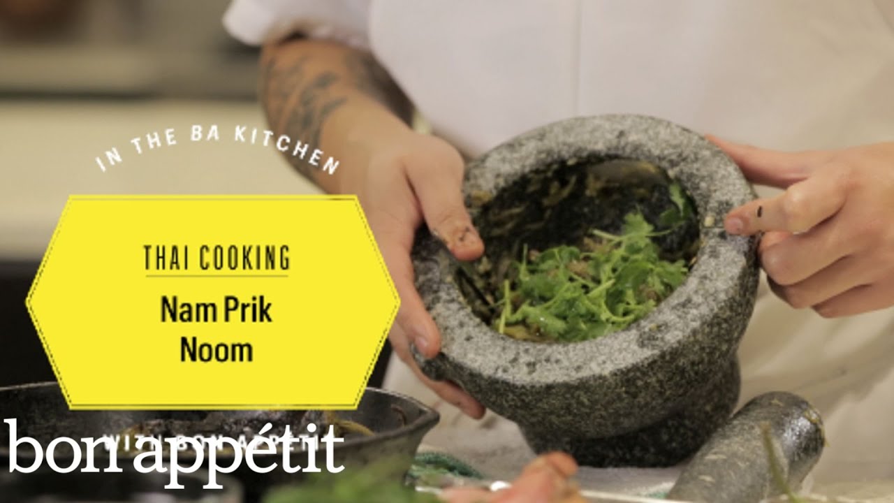 Thai Cooking: Nam Prik Noom - YouTube