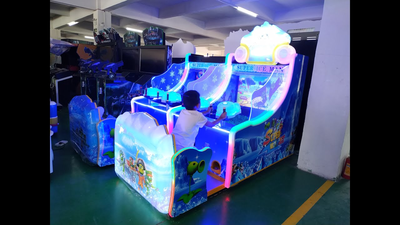Ice man water shooting game machine - YouTube