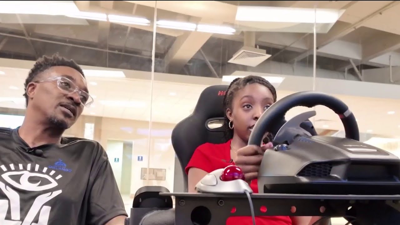 Free driver's education simulator offered at Orange County Library - YouTube